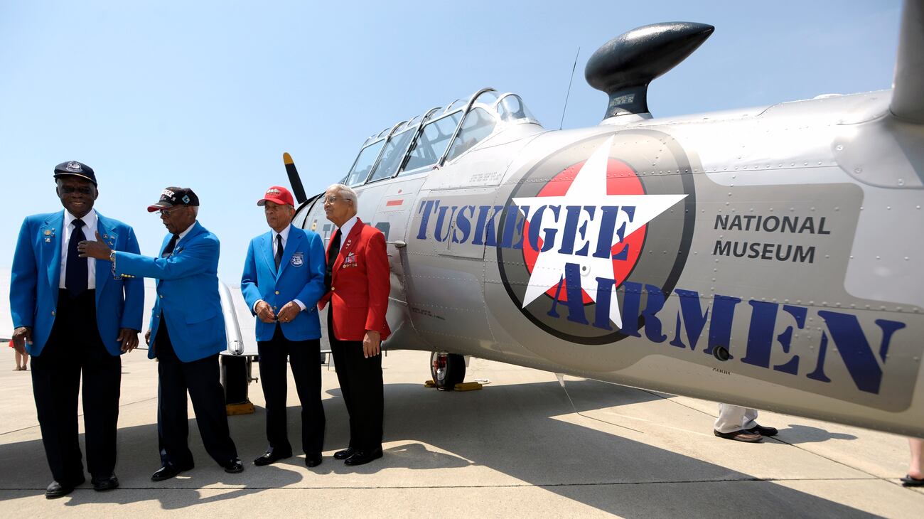 Decorated pilot Harry Stewart, Jr., one of the last surviving Tuskegee ... Decorated pilot Harry Stewart, Jr., one of the last surviving Tuskegee ...
